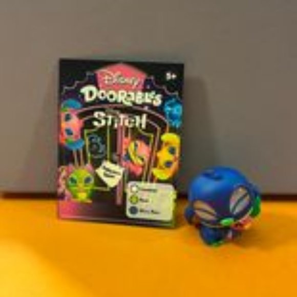 Disney | Toys | Disney Doorables Blacklight Stitch Stitch With Scrump ...